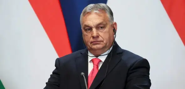 Виктор Орбан вновь возглавил партию "Фидес"