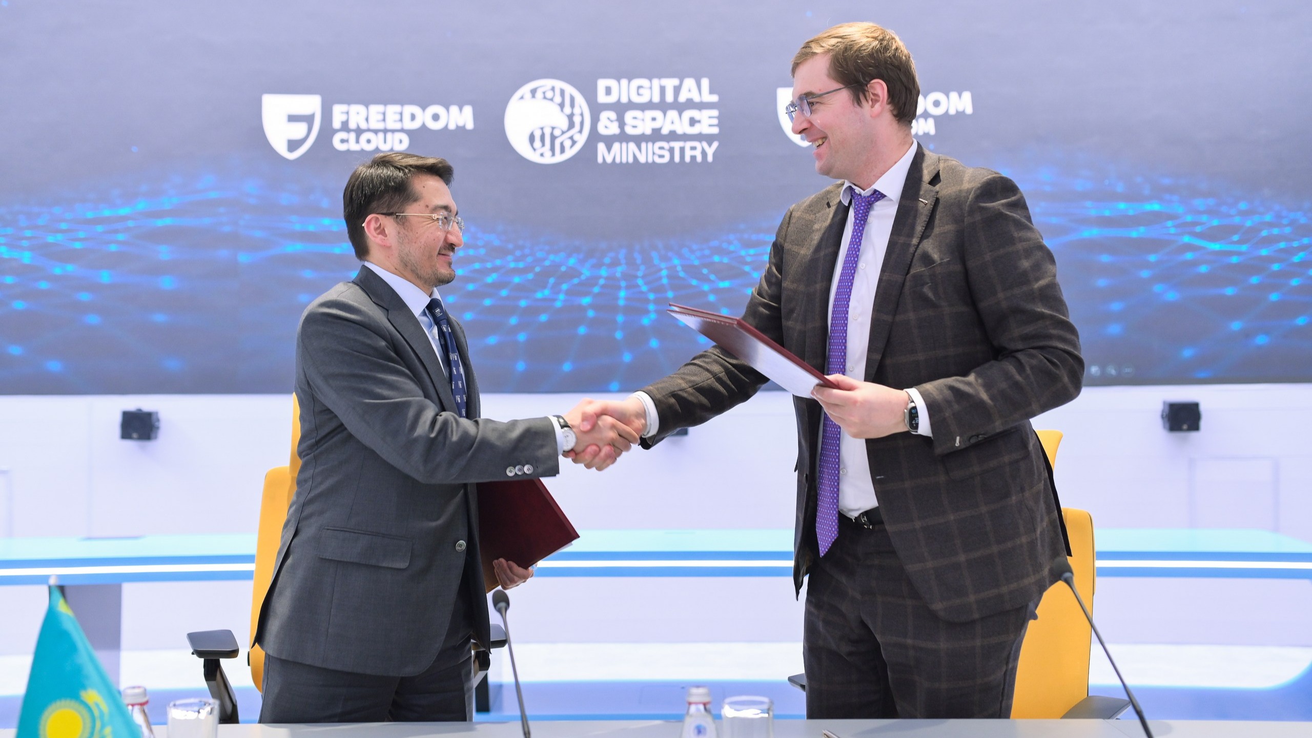 Freedom Telecom построит оптическую гипермагистраль Запад – Восток